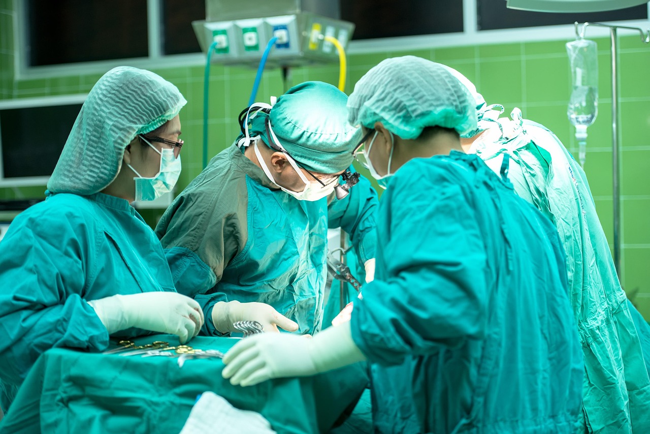 Florida Doctor Indicted in Manslaughter Charge After Removing the Wrong ...