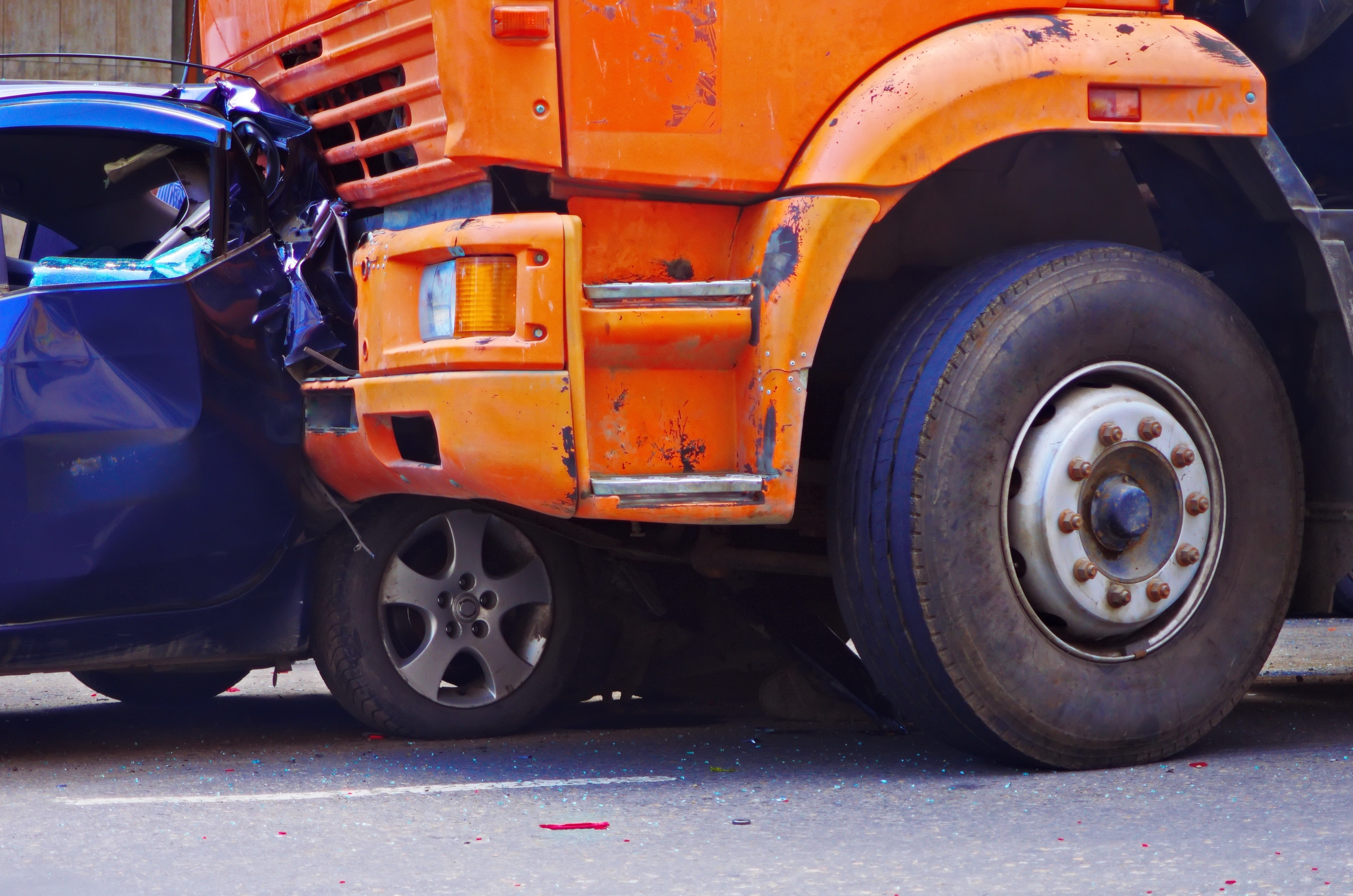 How Dallas Truck Accident Claims Become More Complex Than Ordinary Car ...